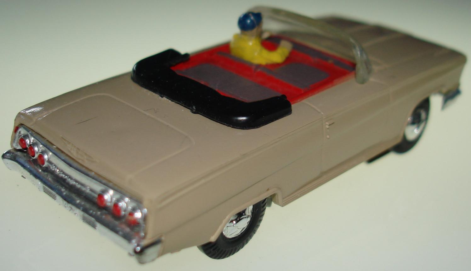 ATLAS HO SLOT CARS - TAN CHEVROLET CHEVY IMPALA CONVERTIBLE & CHASSIS ...